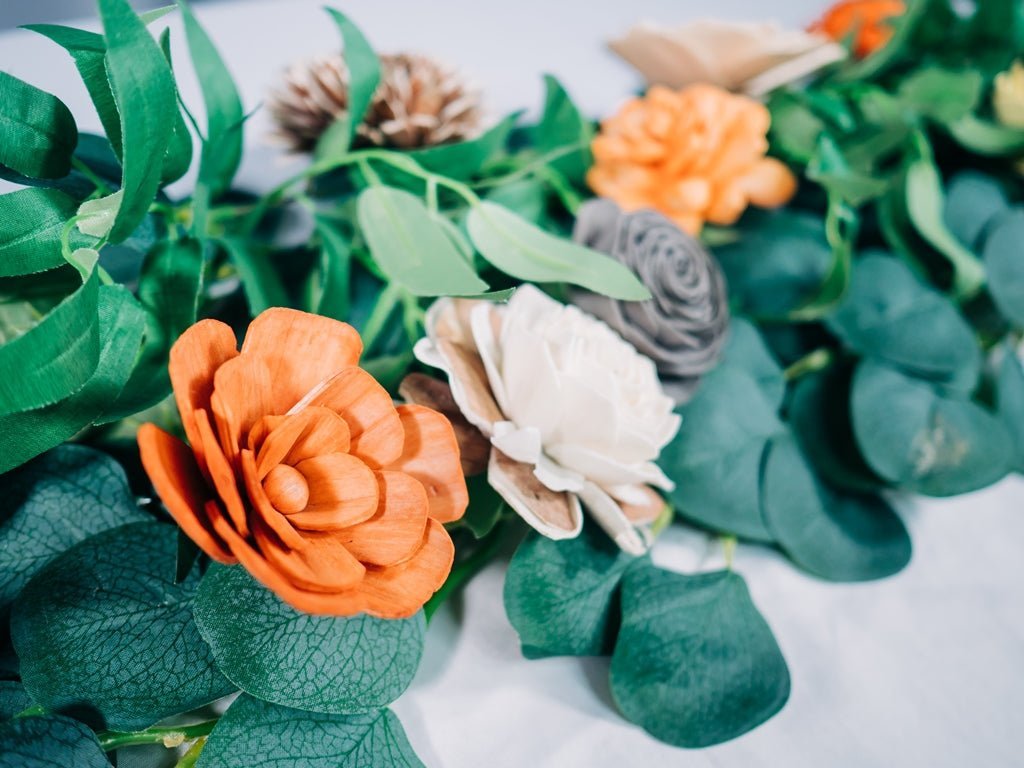 DIY Table Runner Centerpiece – Sola-Flowers