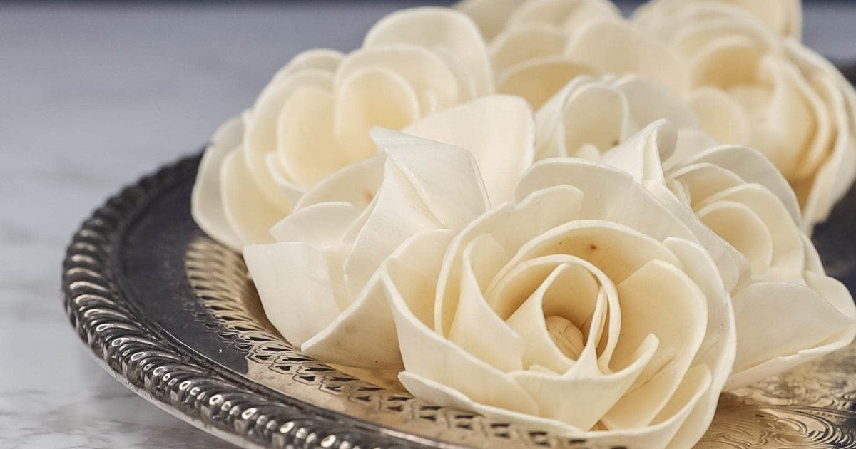 1.5" Dear Holly (10 pack) – Sola Wood Flowers
