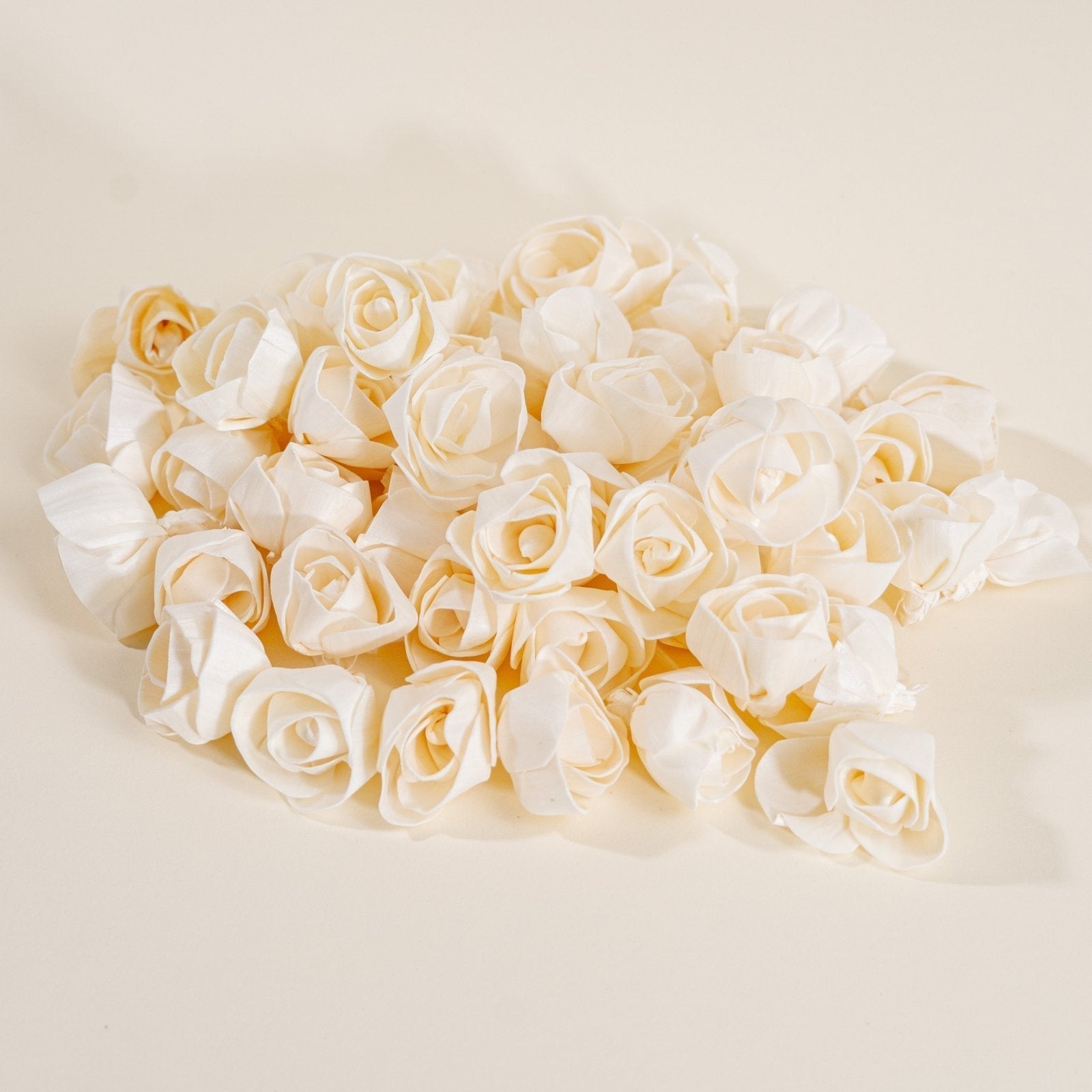 1.5" Dear Holly - 50 Pack – Sola Wood Flowers