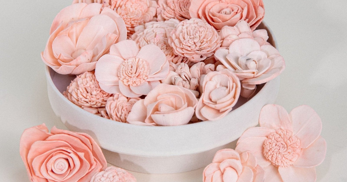 25-Pack of Powder Pink-Colored Mixed Flowers – Sola-Flowers