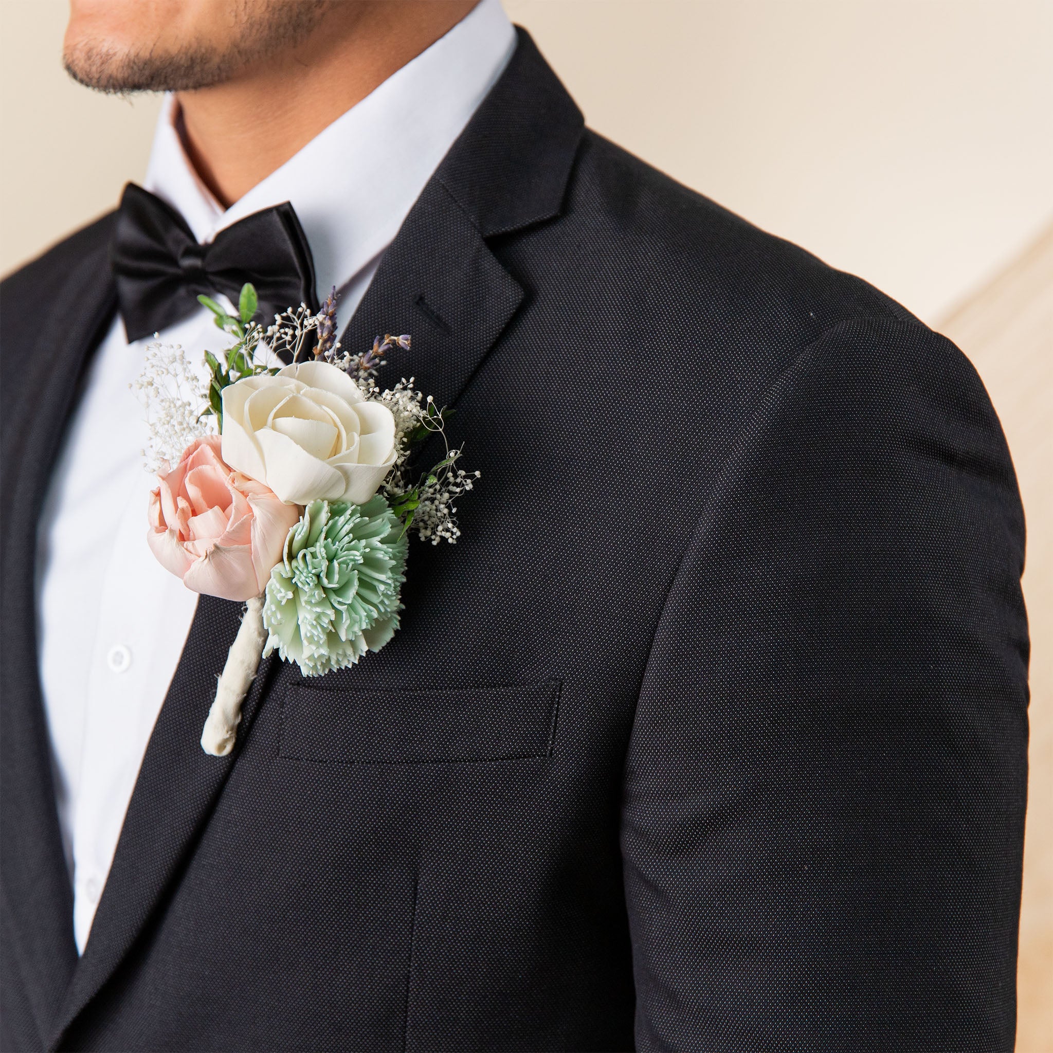 Boutonnieres – Sola Wood Flowers