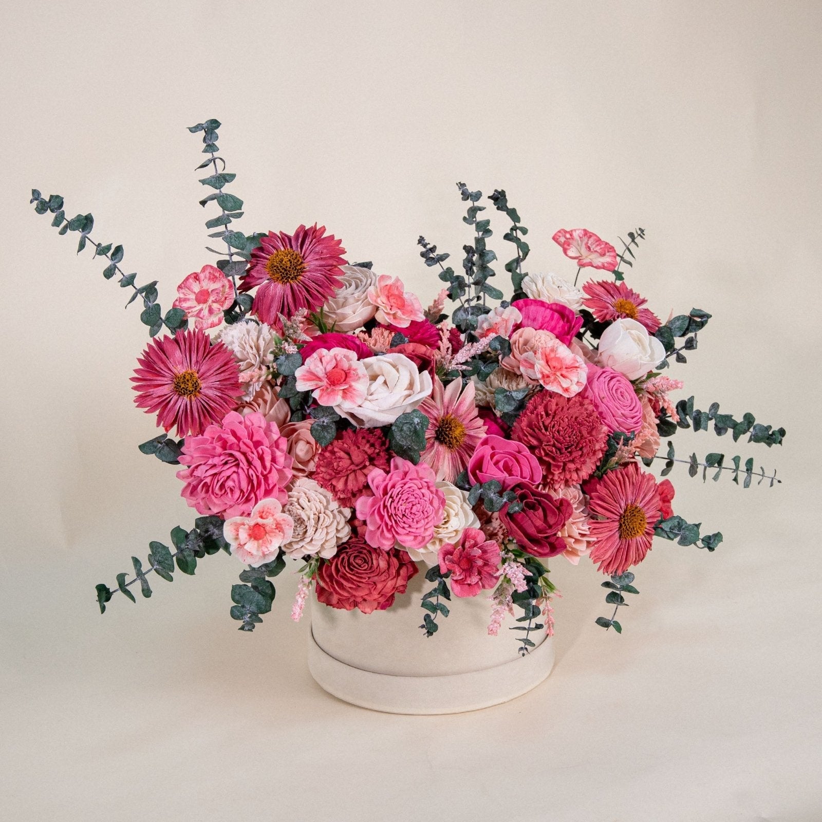 DIY Circular Gift Box Arrangement – Sola-Flowers