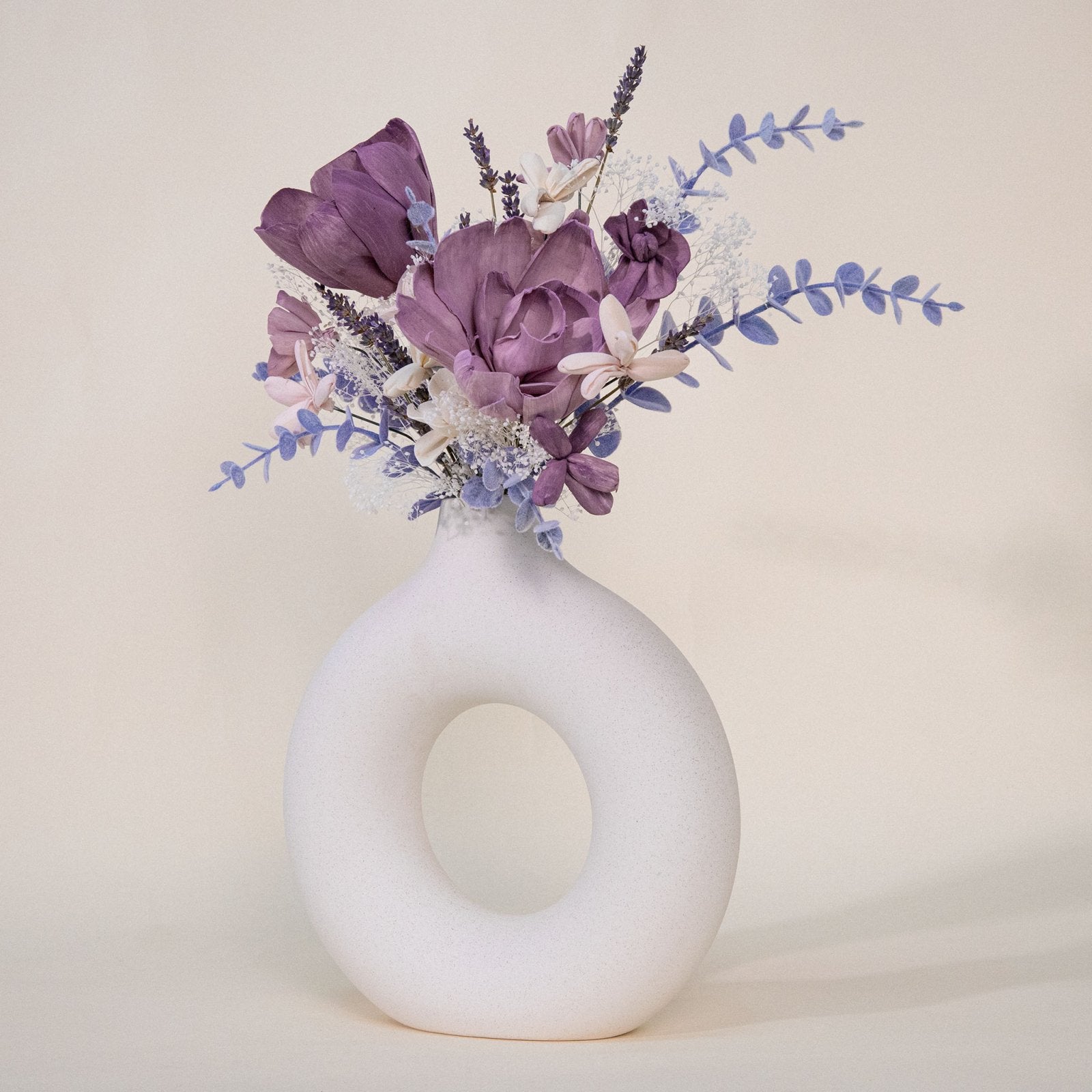DIY "O" Centerpiece – Sola-Flowers