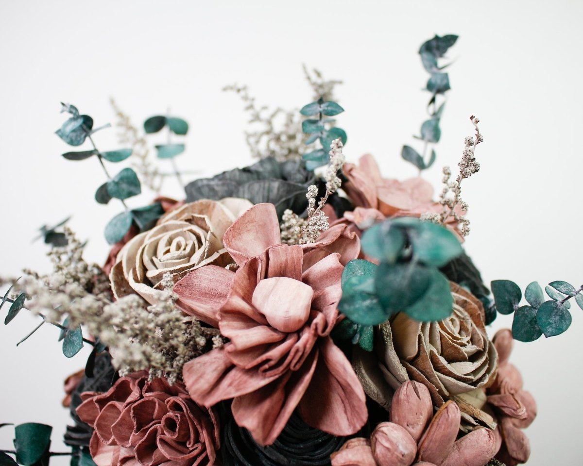 Gun Metal Sally Finished Bouquet – Sola Wood Flowers