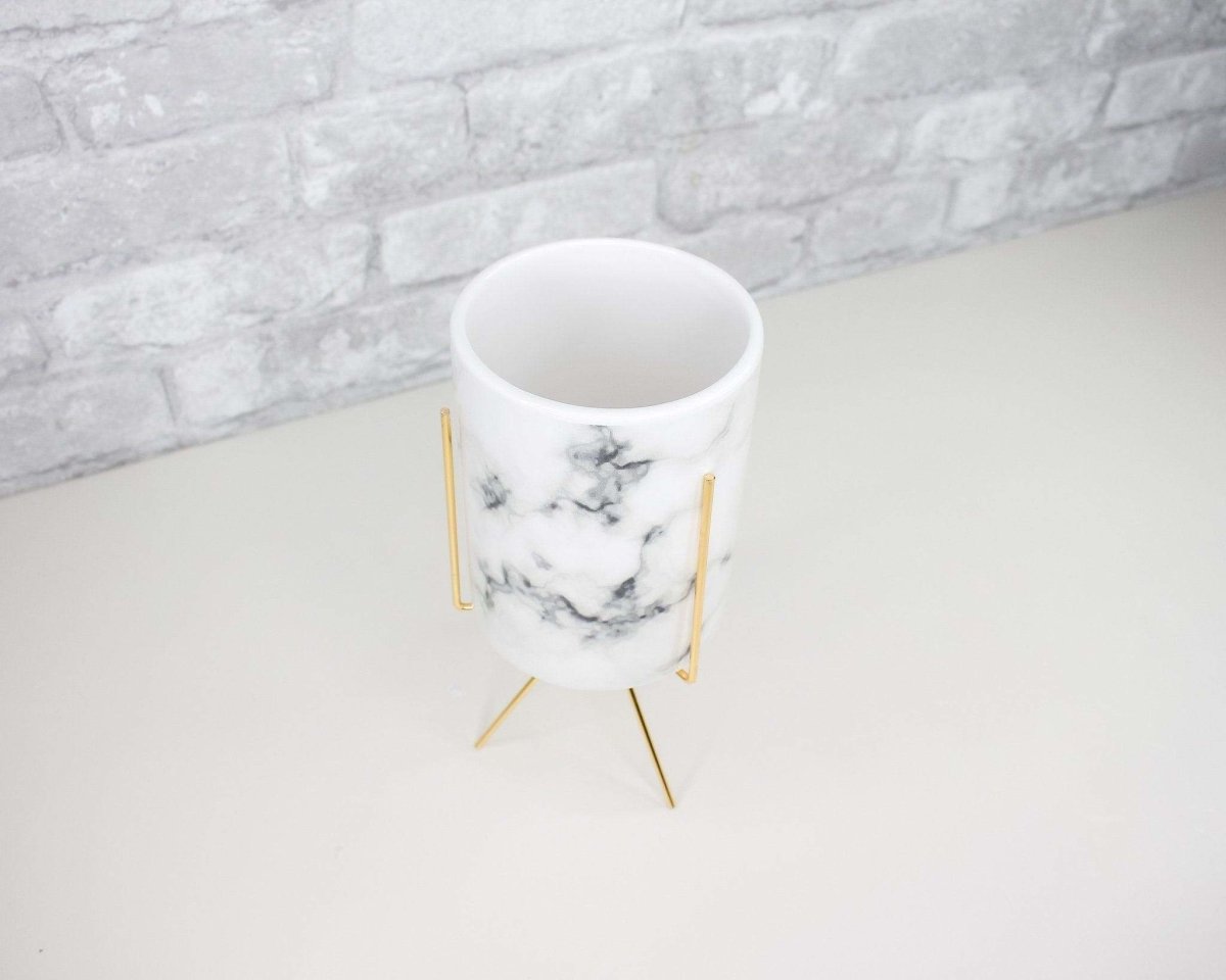 Marble Vase With Stand (Multiple Color Options) – Sola Wood Flowers