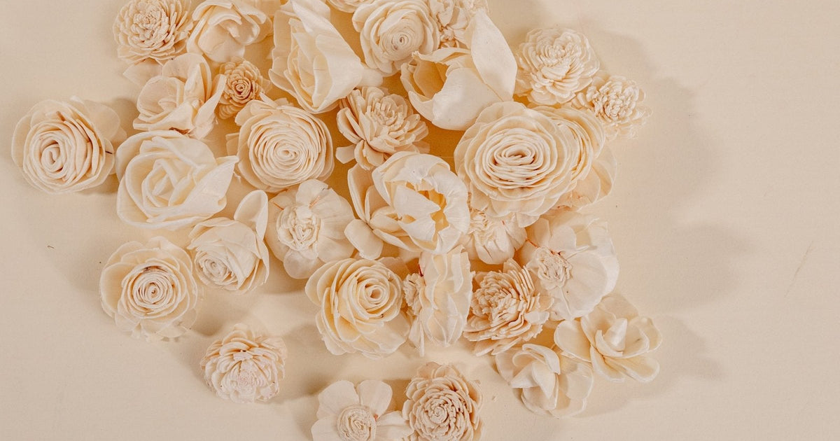 Mini Flower Assortment (150 Flowers) - No Bark – Sola-Flowers