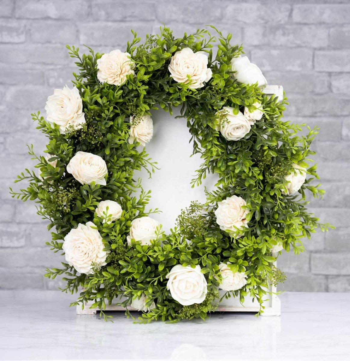 Perfect Simplicity Wreath (Large) – Sola Wood Flowers