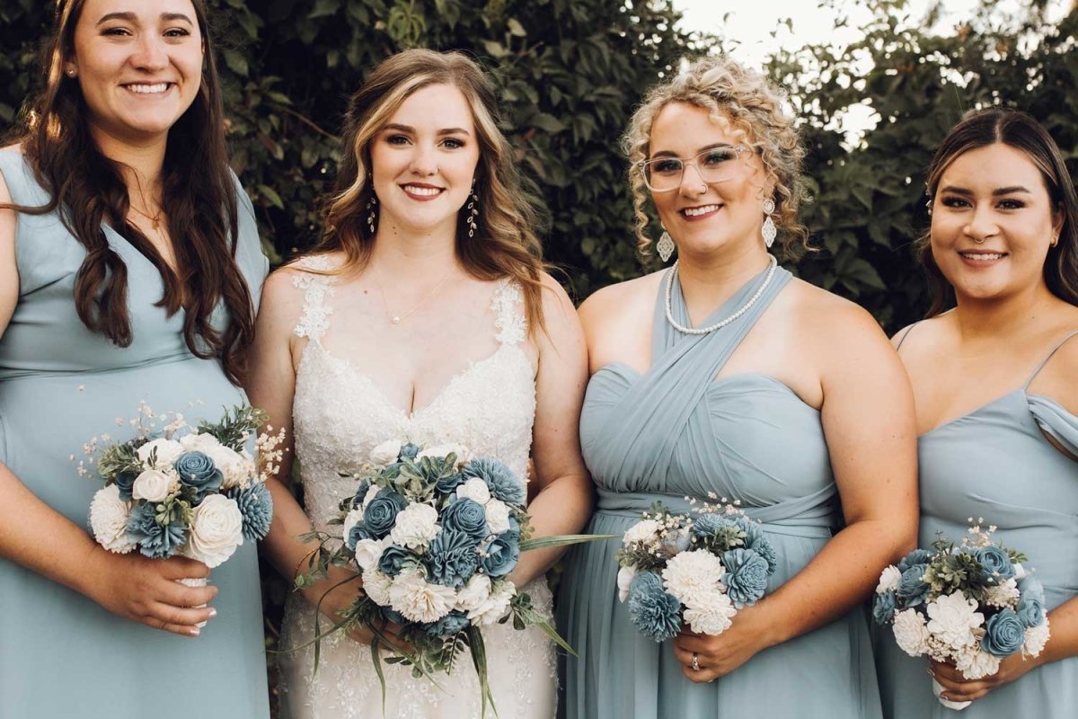 Serenity Bridal Bouquet – Sola-Flowers