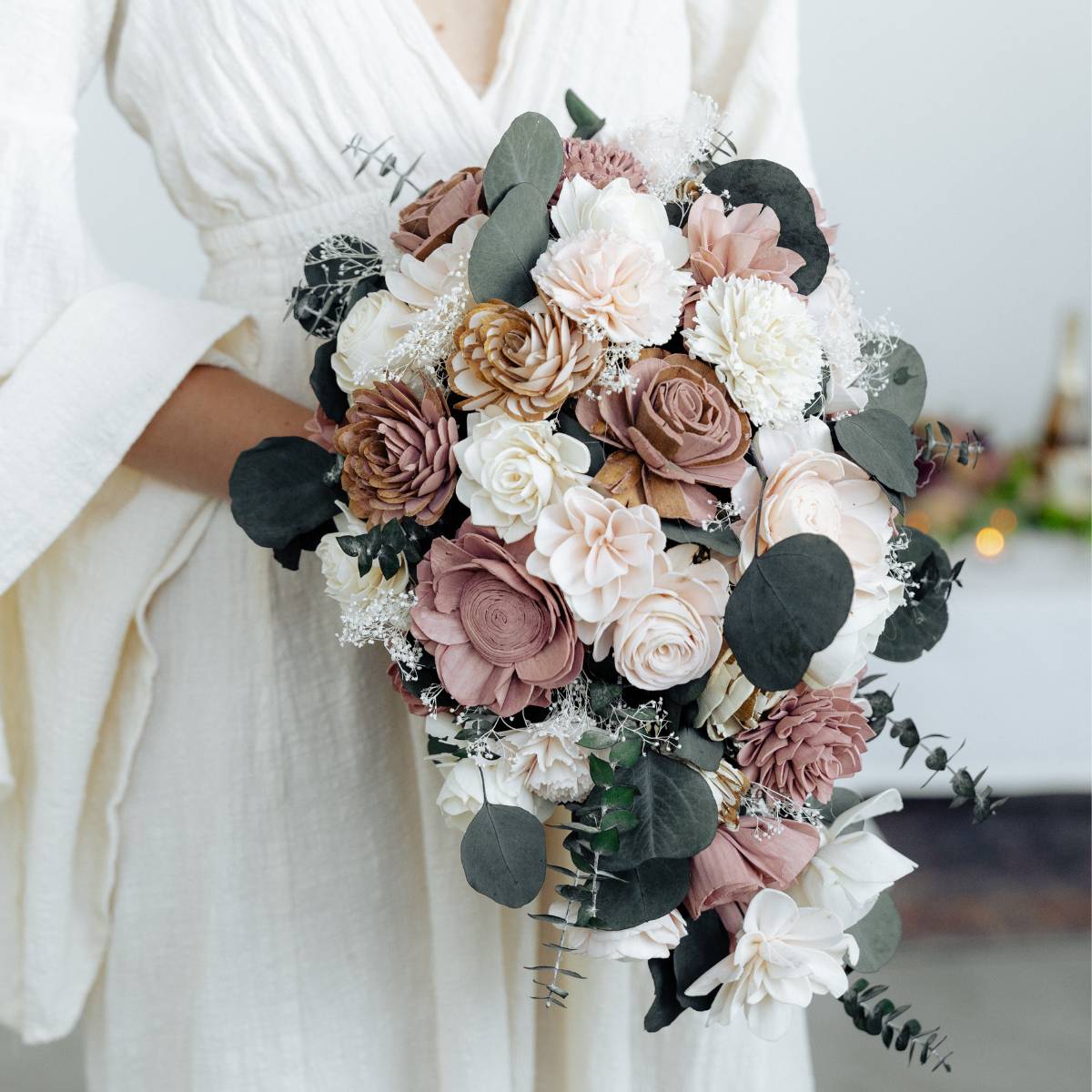 The Best Cascade Bouquet – Sola-Flowers