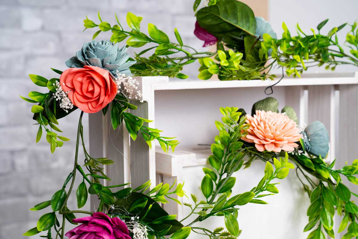 Vacay Vibes Garland – Sola Wood Flowers
