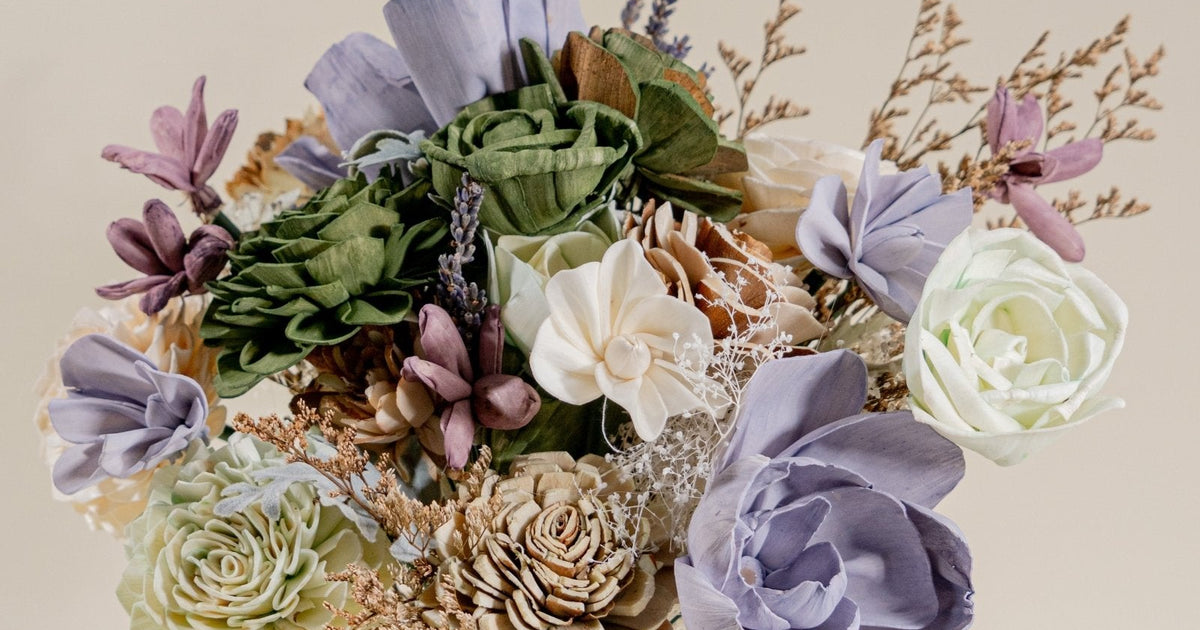 Wild Style Silver Sage Bridesmaid Bouquet – Sola-Flowers